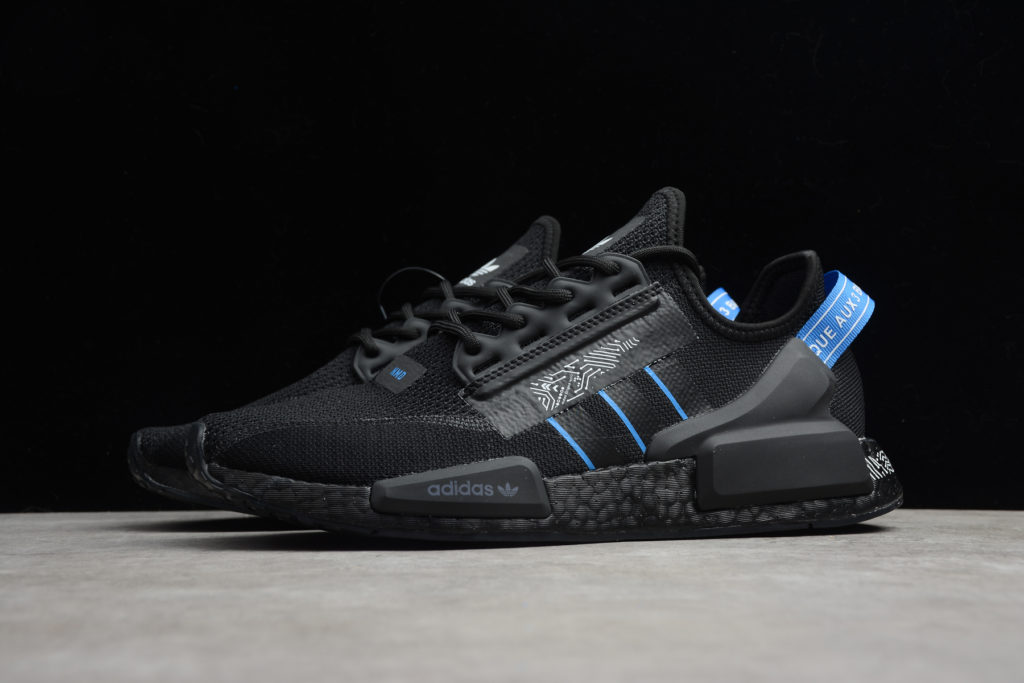ADIDAS NMD V2